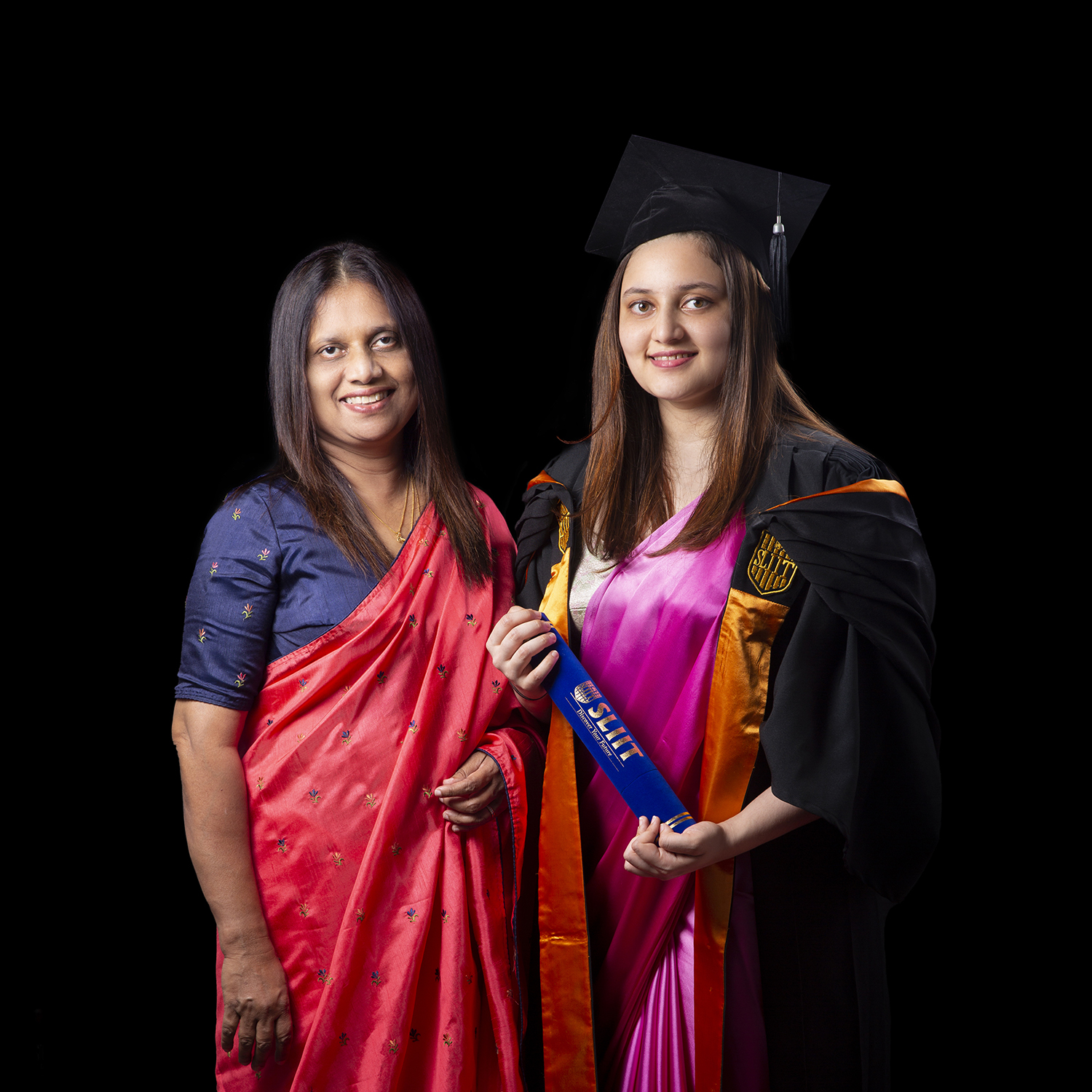 Home - Portraits by CHĒ STUDIO